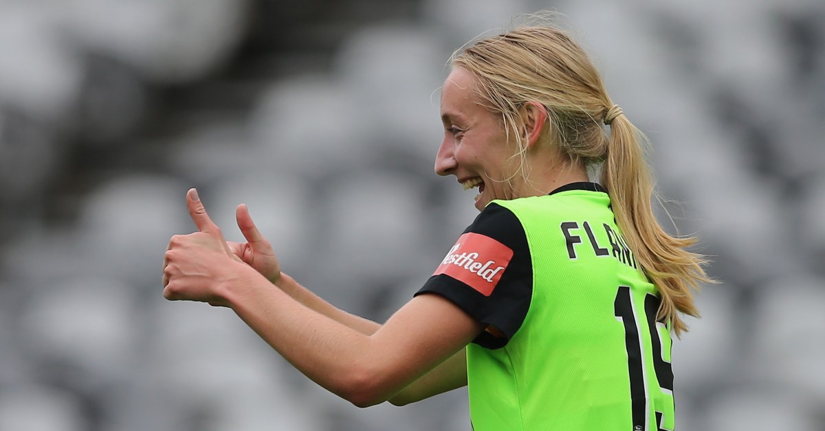 Nicki Flannery reunites with home club and best friend - Canberra United